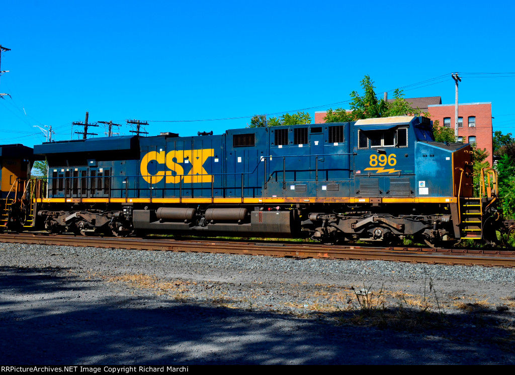 CSX 896